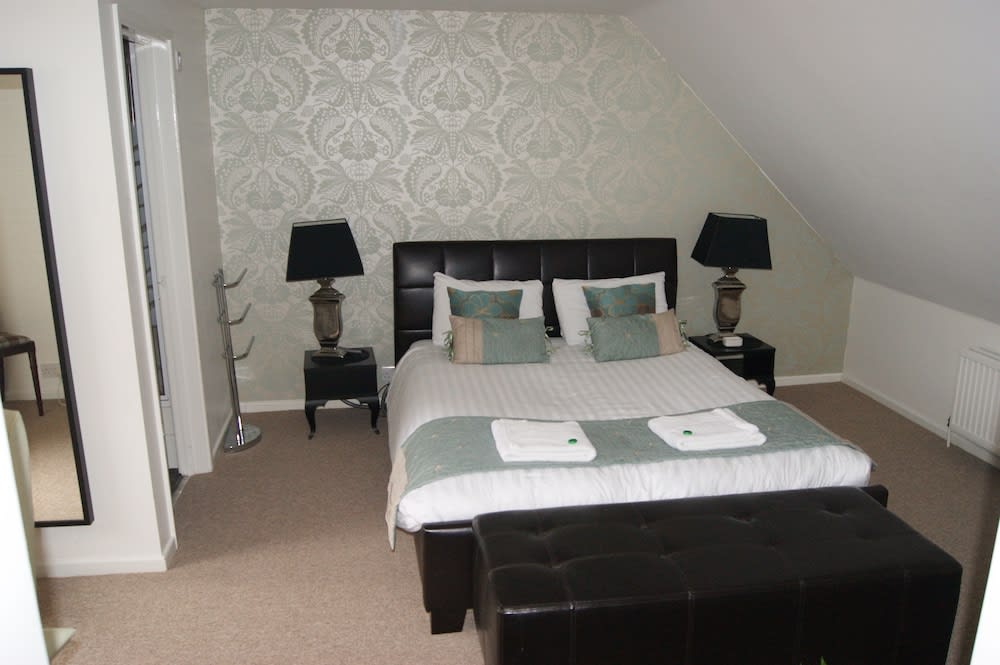 Kings Hotel, Newmarket | Best deals | lastminute.com