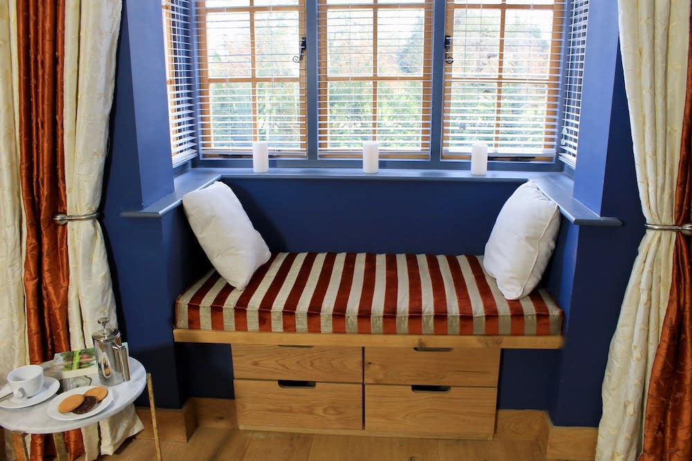The Lodge at Hemingford Grey House, Huntingdon | Best deals ...