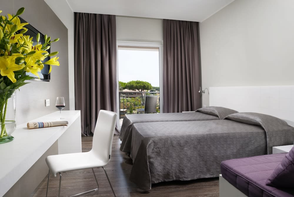 Hotel Isola Sacra Rome Airport, Fiumicino | Best deals | lastminute.com