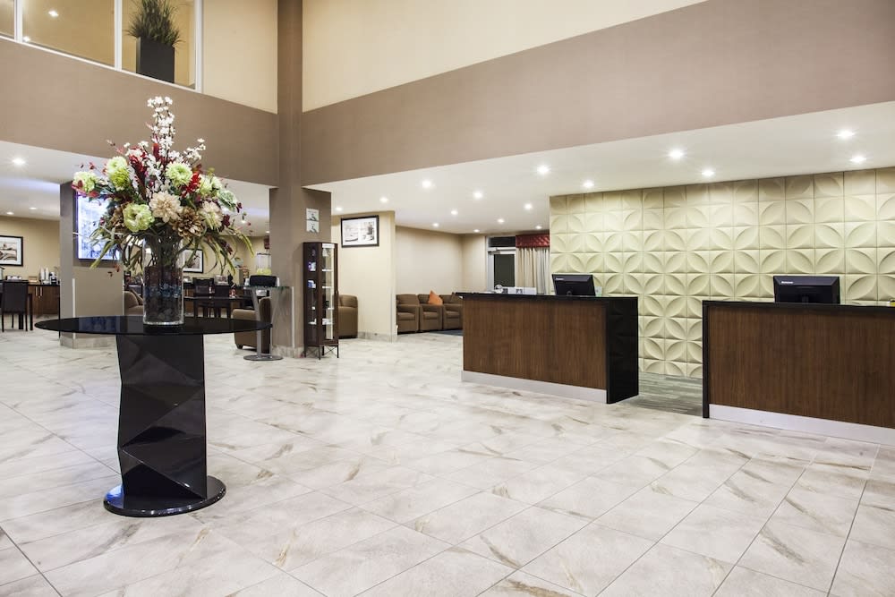 Radisson Hotel Edmonton Airport, Leduc | Best deals | lastminute.com