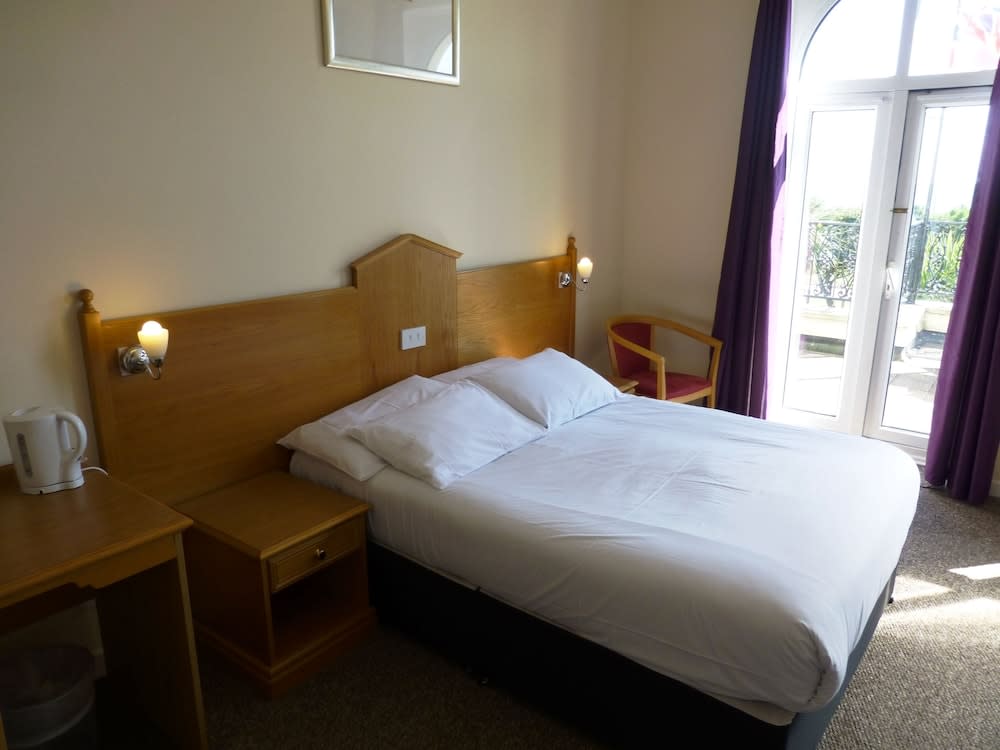 Esplanade Hotel, Clacton-On-Sea | Best deals | lastminute.com