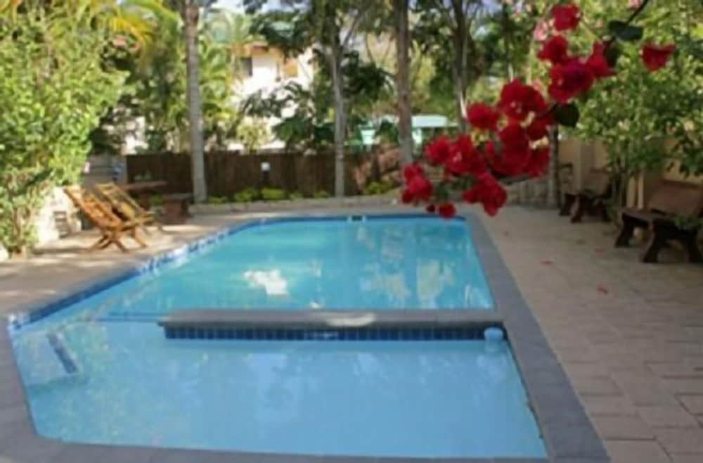 Shonalanga Lodge, St. Lucia | Best deals | lastminute.com