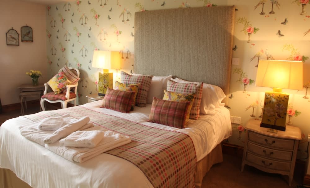 The Huntsman Inn, Holmfirth | Best deals | lastminute.com