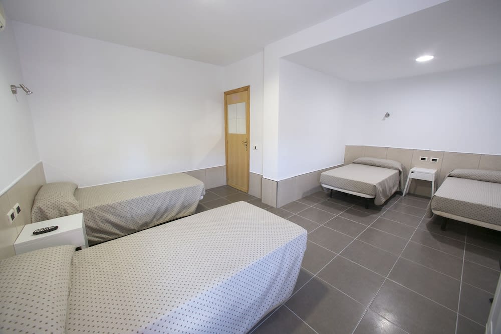 Pensión Tere Playa, Burriana | Mejores ofertas | Rumbo