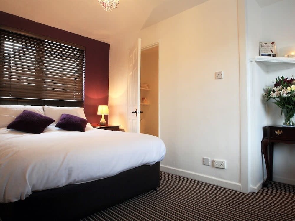 Abbey Bed and Breakfast, Derry Londonderry | Best deals | lastminute.com