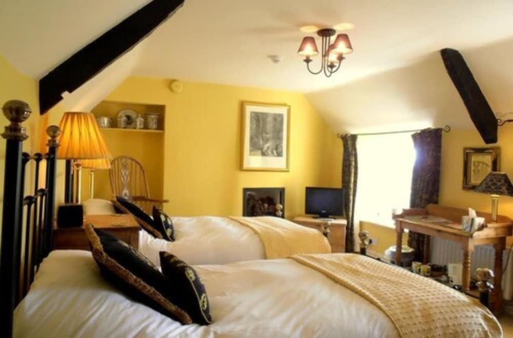 Hunters Rest Inn, Bristol | Best deals | lastminute.com