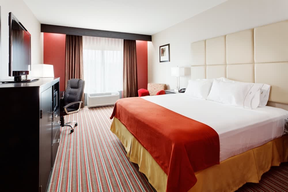Holiday Inn Express & Suites YORK NE - MARKET STREET by IHG, York (PA ...