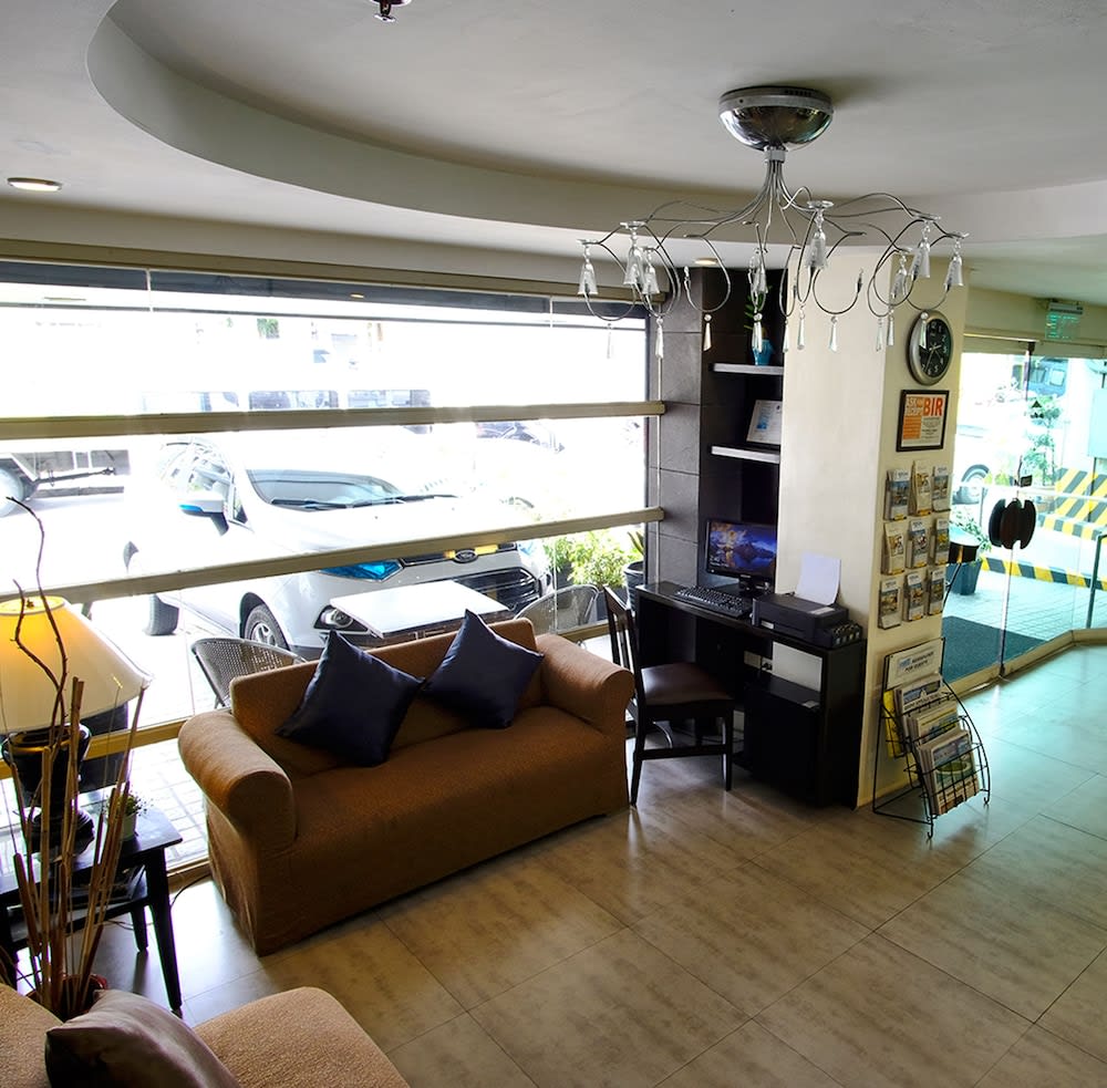 Fersal Hotel Neptune Makati, Makati | Best deals | lastminute.com