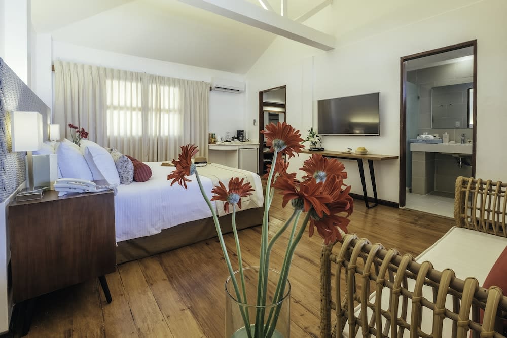 Discovery Coron formerly Club Paradise Palawan, Coron | Günstige ...