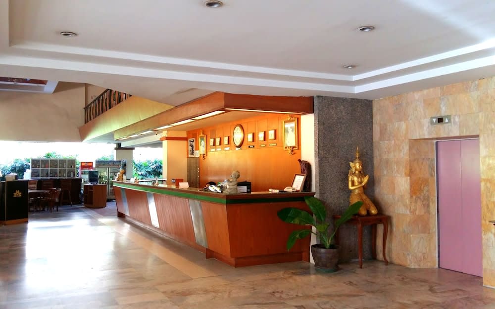 Mike Beach Resort, Pattaya | Best deals | lastminute.com