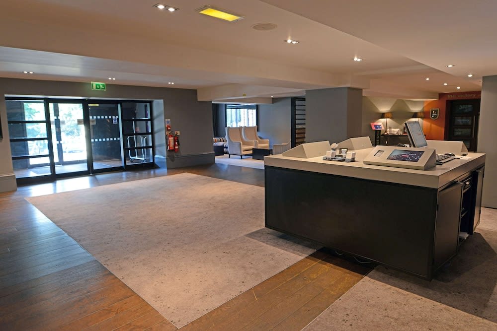 Premier Inn Manchester (Cheadle), Cheadle | Best deals | lastminute.com
