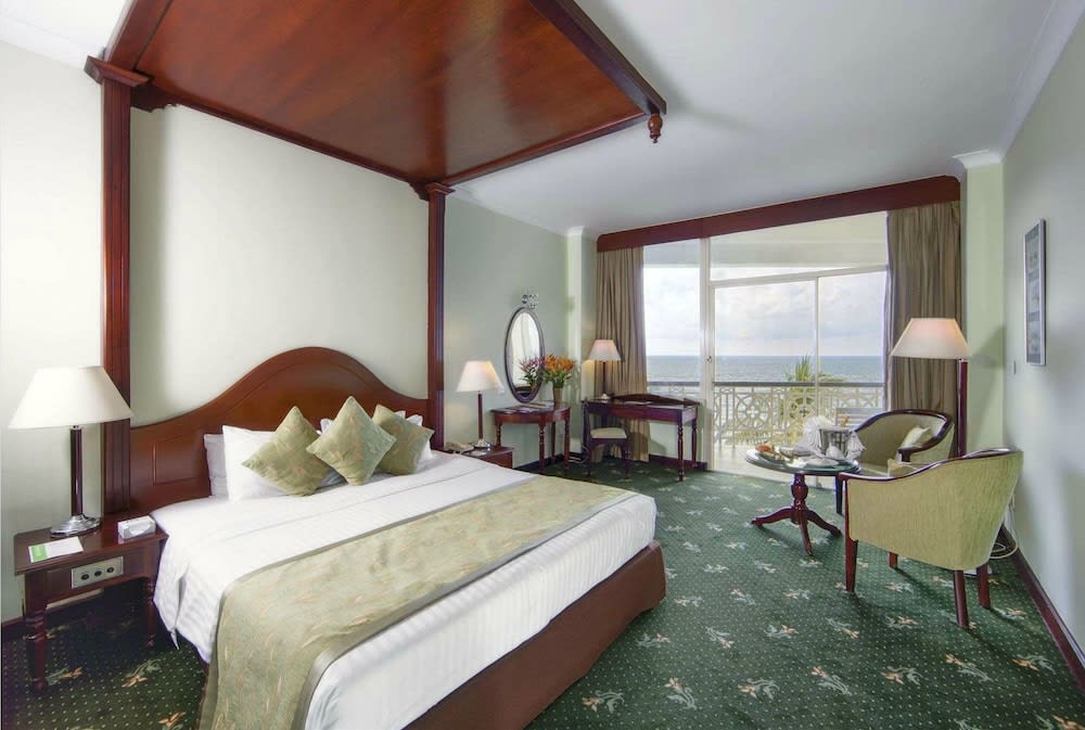 Mount Lavinia Hotel, Mount Lavinia | Best deals | lastminute.com