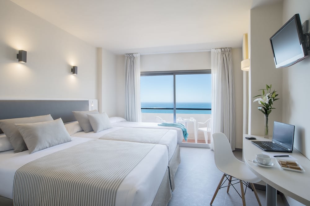 Hotel El Puerto by Pierre Vacances, Fuengirola | Mejores ofertas | Rumbo