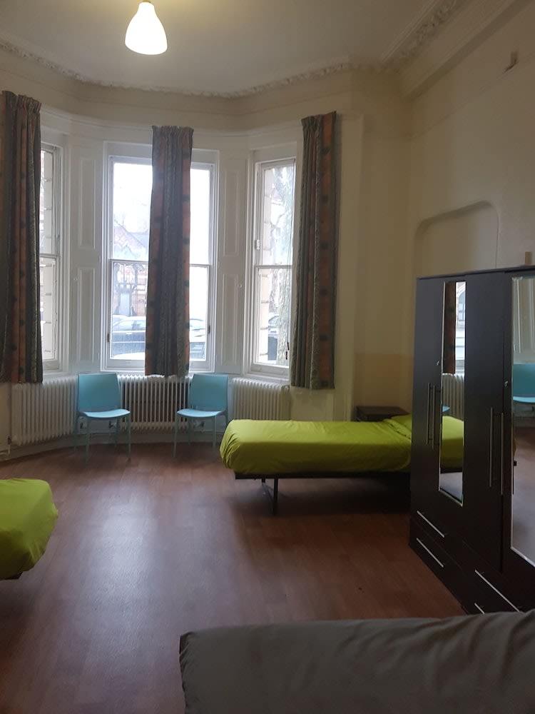 Halpin House - Hostel, London | Best deals | lastminute.com