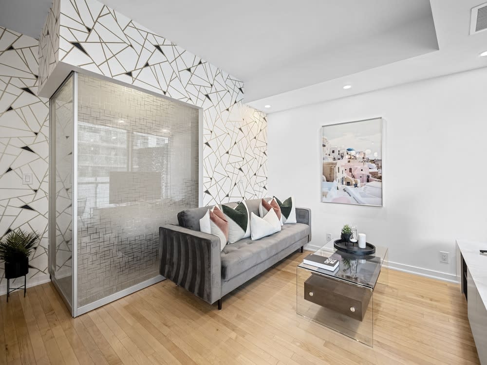 Stallion Suites Opp CN Tower & Scotiabank Arena, Toronto | Best deals ...