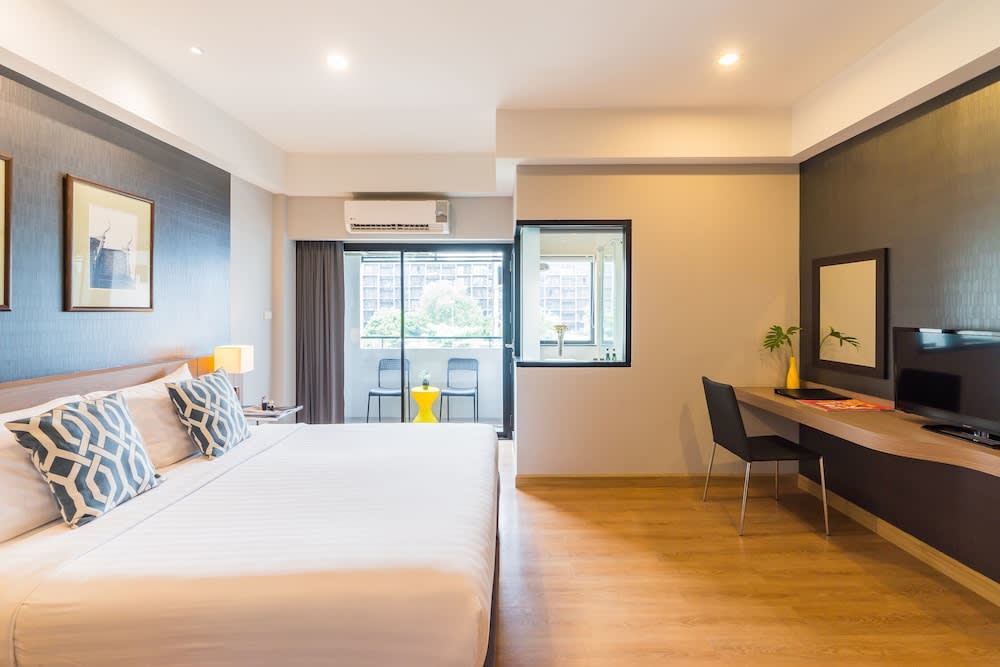 Alt Hotel Nana by UHG, Bangkok | Best deals | lastminute.com