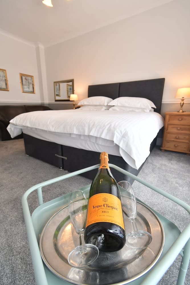 Tenby House, Tenby | Best deals | lastminute.com