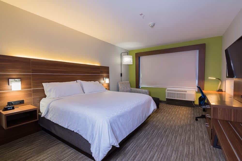 Holiday Inn Express & Suites Houston North I-45 Spring by IHG, Houston ...