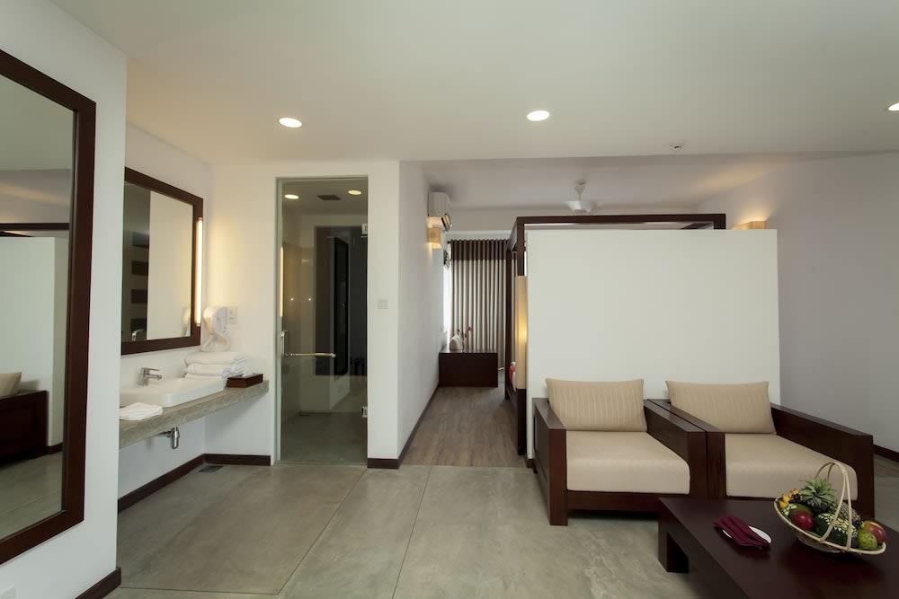 The Calm Resort & Spa, Passikudah | Best deals | lastminute US