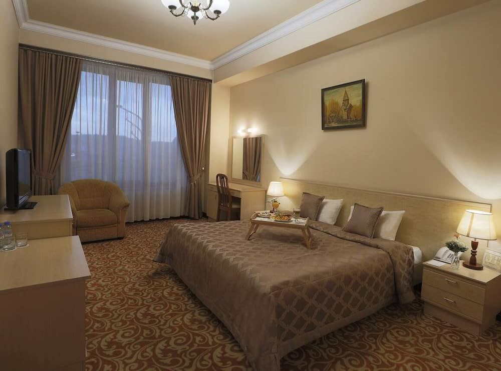 METROPOL HOTEL Yerevan, Yerevan | Mejores ofertas | Rumbo