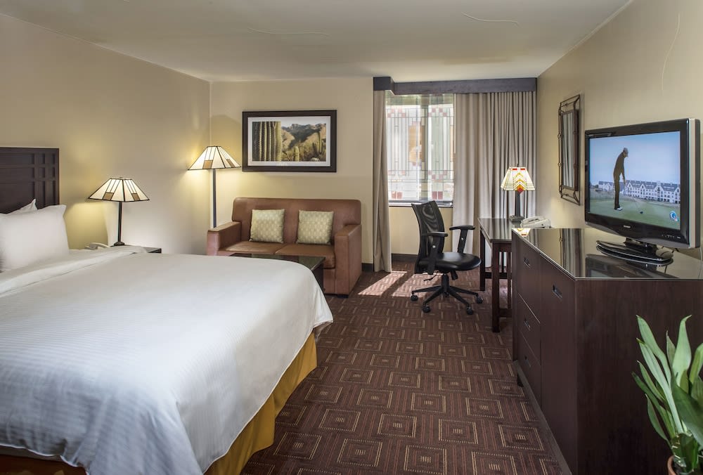 DoubleTree by Hilton Phoenix Tempe, Tempe | Best deals | lastminute.com