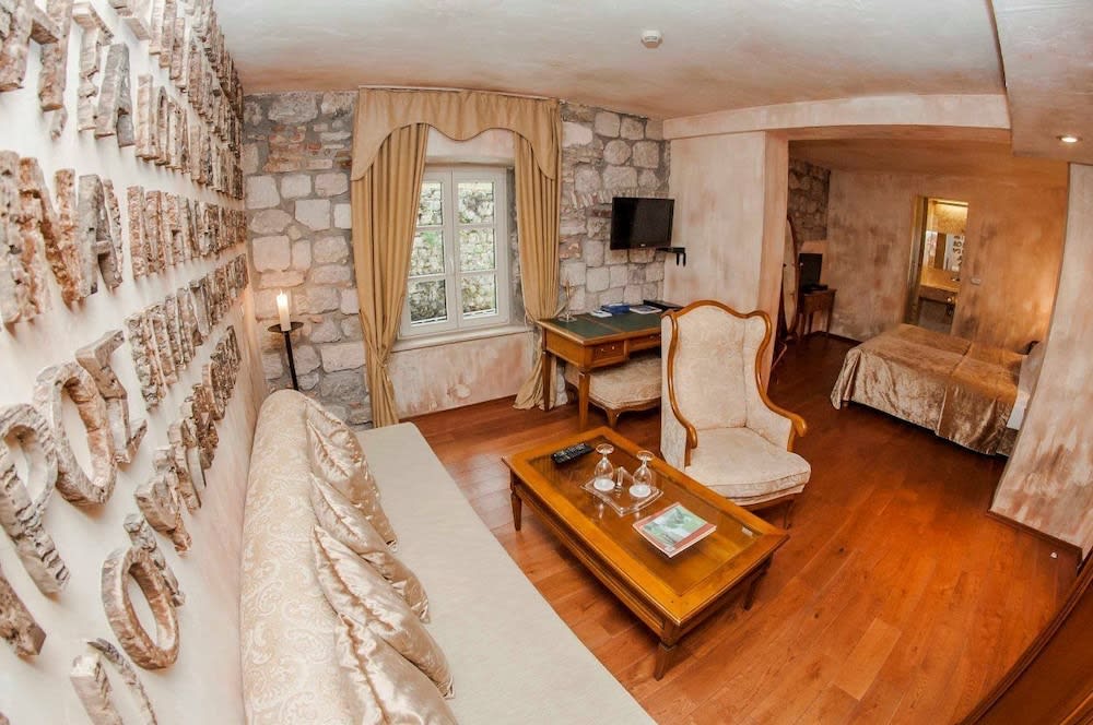 Boutique Hotel Astoria, Kotor | Best deals | lastminute.com
