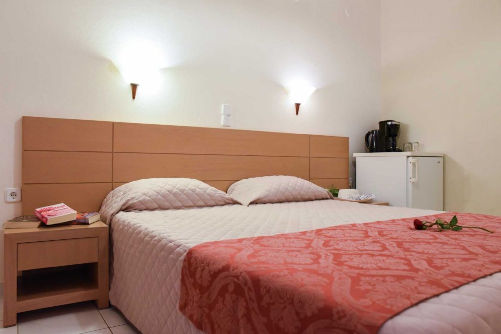 Eurohotel Theo Hotel, Agia Marina Nea Kydonias | Meilleures offres ...