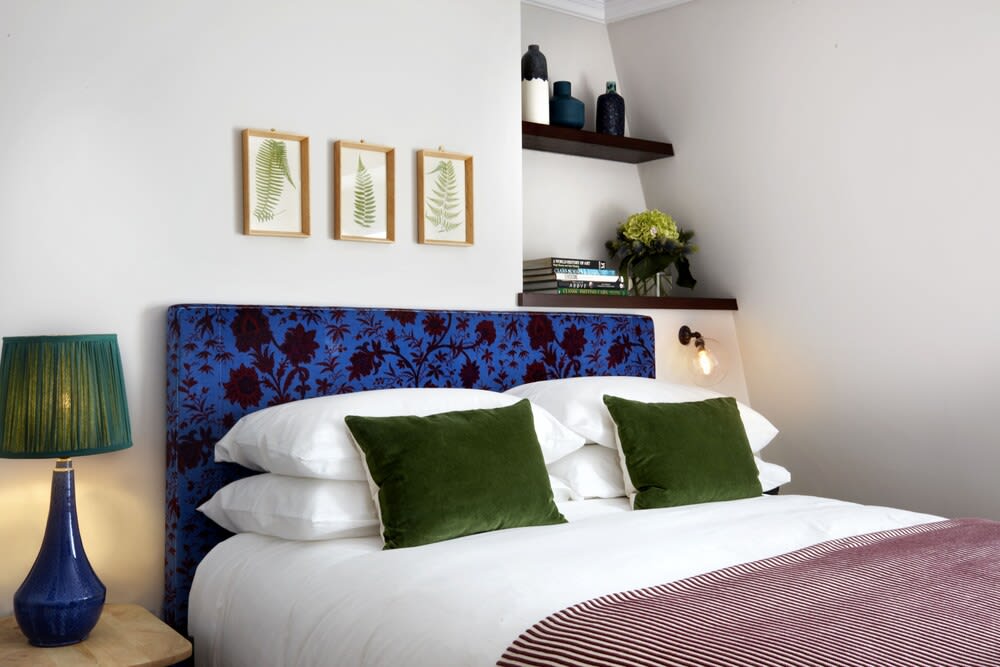 The Hero of Maida, London | Best deals | lastminute.com