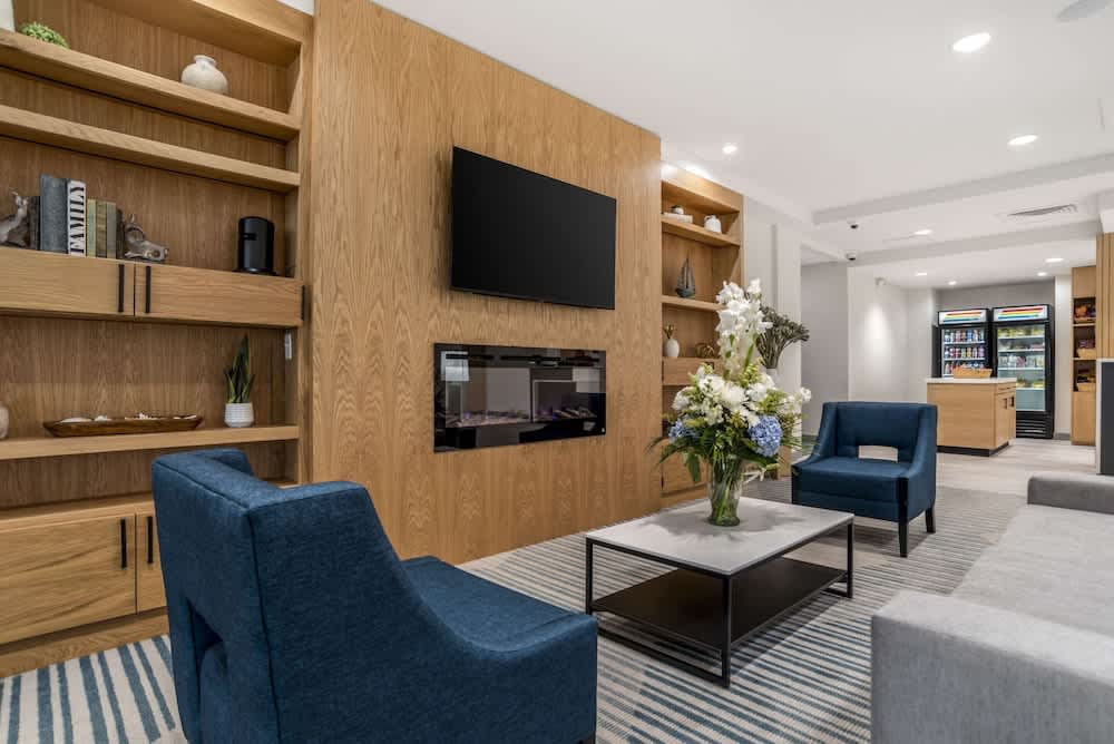 Comfort Inn & Suites Panama City Beach - Pier Park Area, Panama City ...