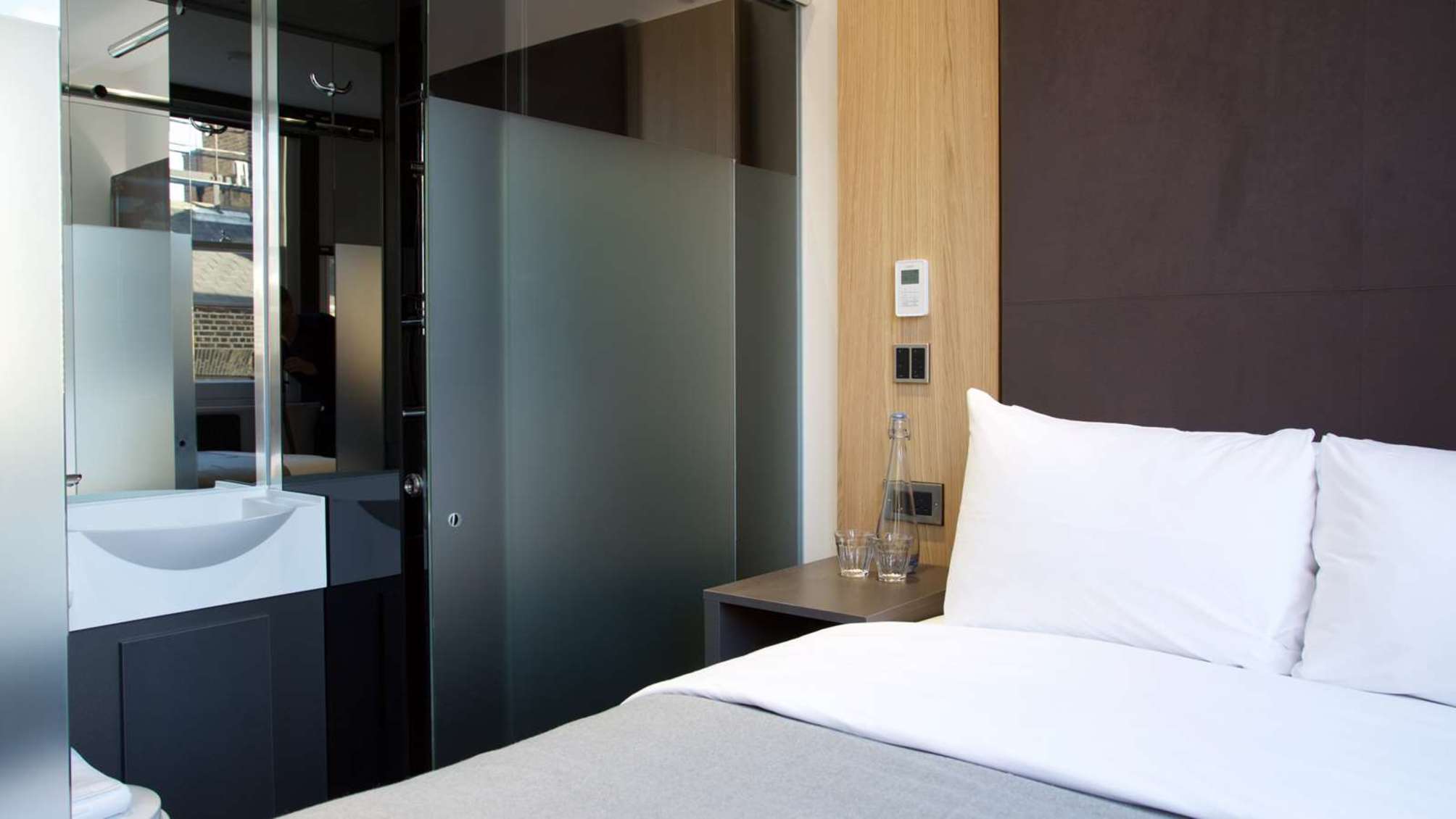 The Z Hotel Strand, London | Best deals | lastminute.com