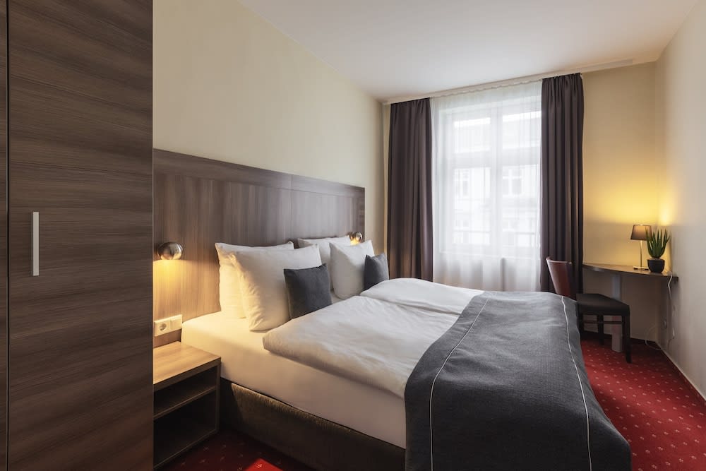acora City Apart Living the City - Apartments, Hamburg | Best deals ...