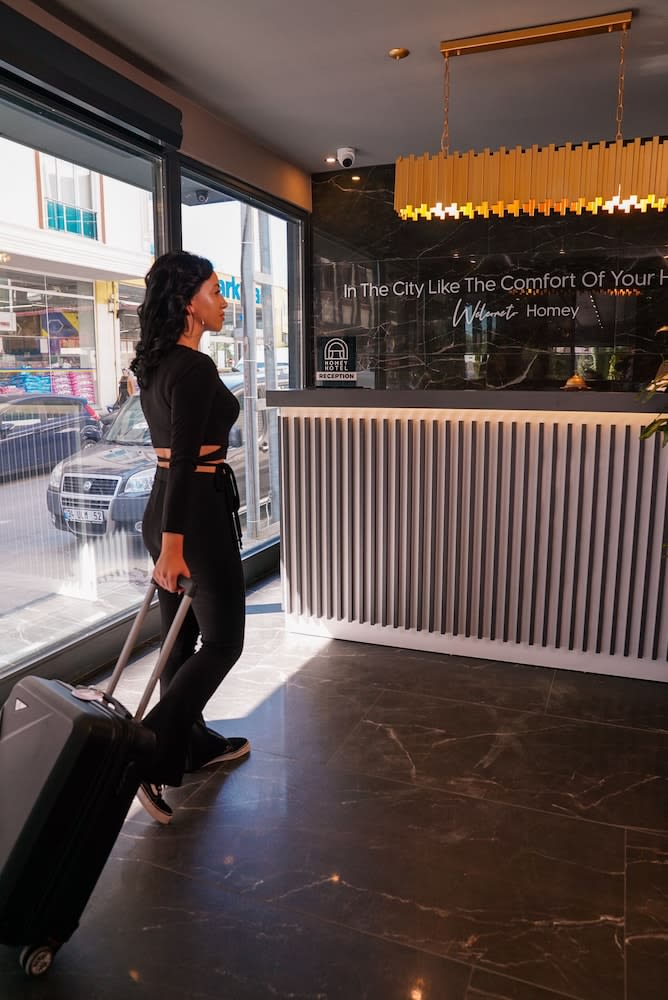 Homey AirPort Hotel, Arnavutköy | Best deals | lastminute.com
