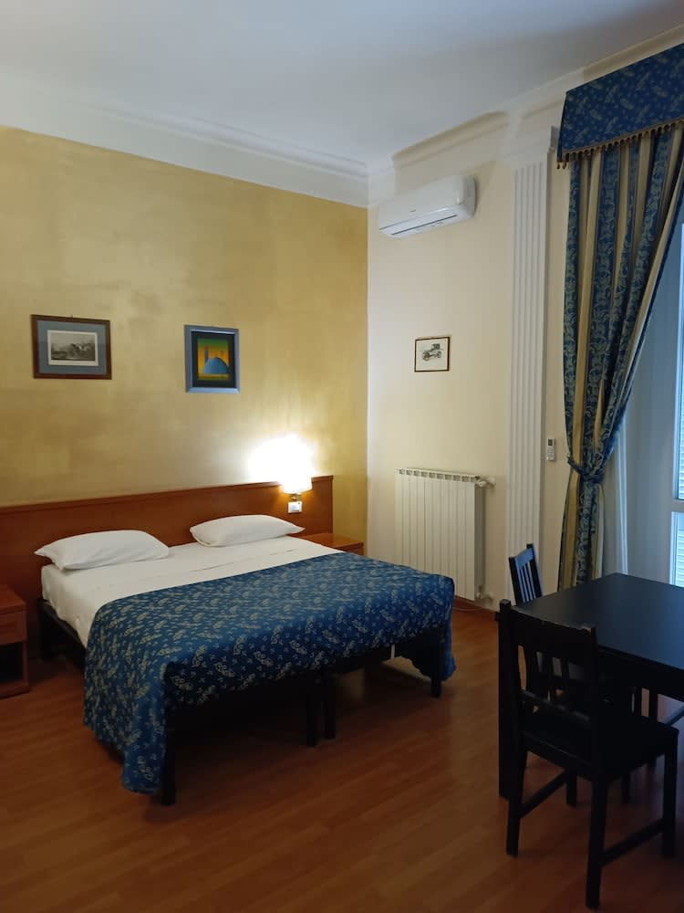 Opera Italian Suite, Rome | Meilleures offres | lastminute.com FR