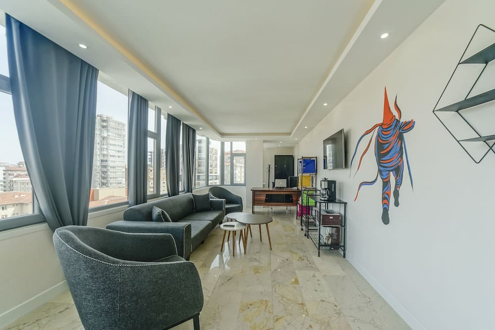 Manu Startup House, Istanbul | Günstige Angebote | lastminute.de