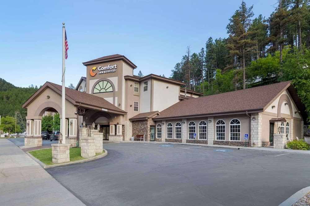 Comfort Inn & Suites Mt Rushmore, Keystone (SD) | Best deals ...