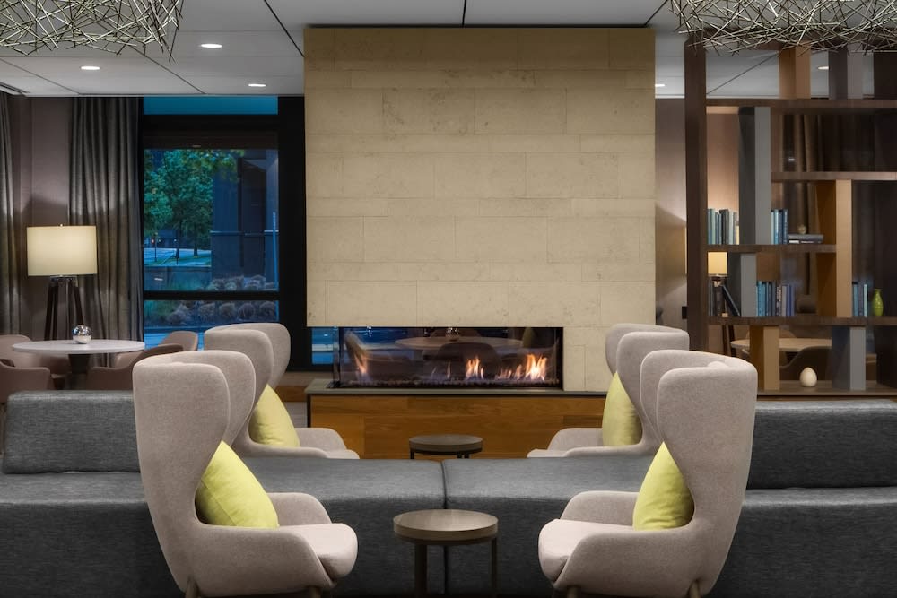 Courtyard by Marriott Seattle Bellevue/Downtown, Bellevue (WA) | Best ...