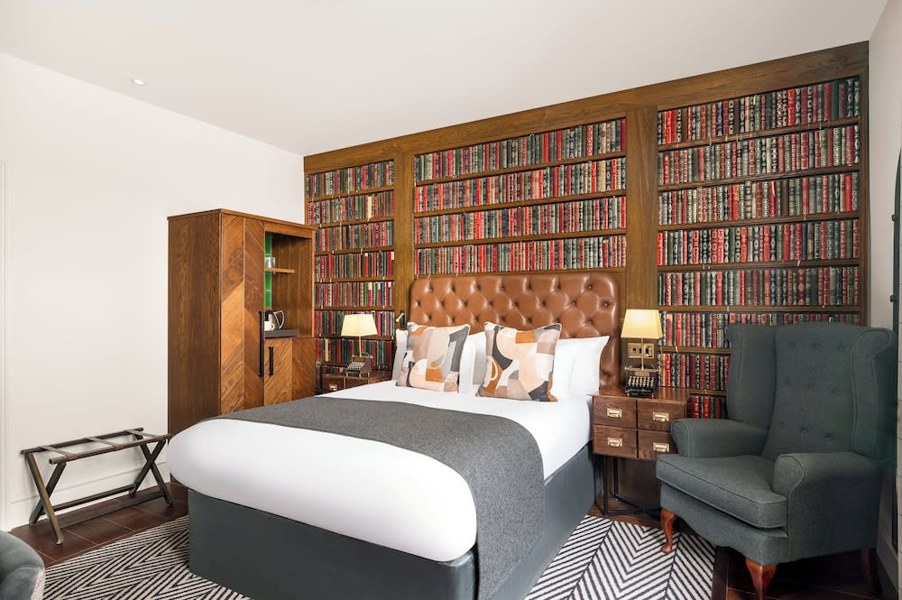 Premier Inn Edinburgh City Centre (York Place/St James Quarter ...