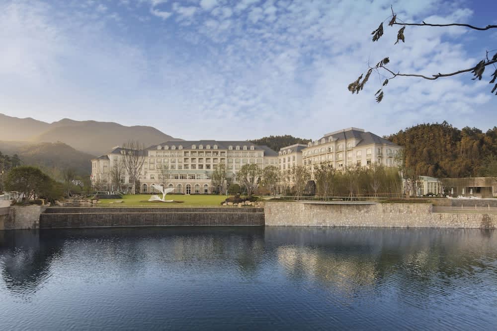 Hilton Garden Inn Hangzhou Lu'Niao, Hangzhou | Best deals | lastminute US