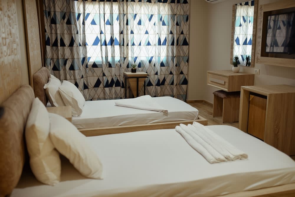 Royal Great Pyramid INN, Giza | Best deals | lastminute.com