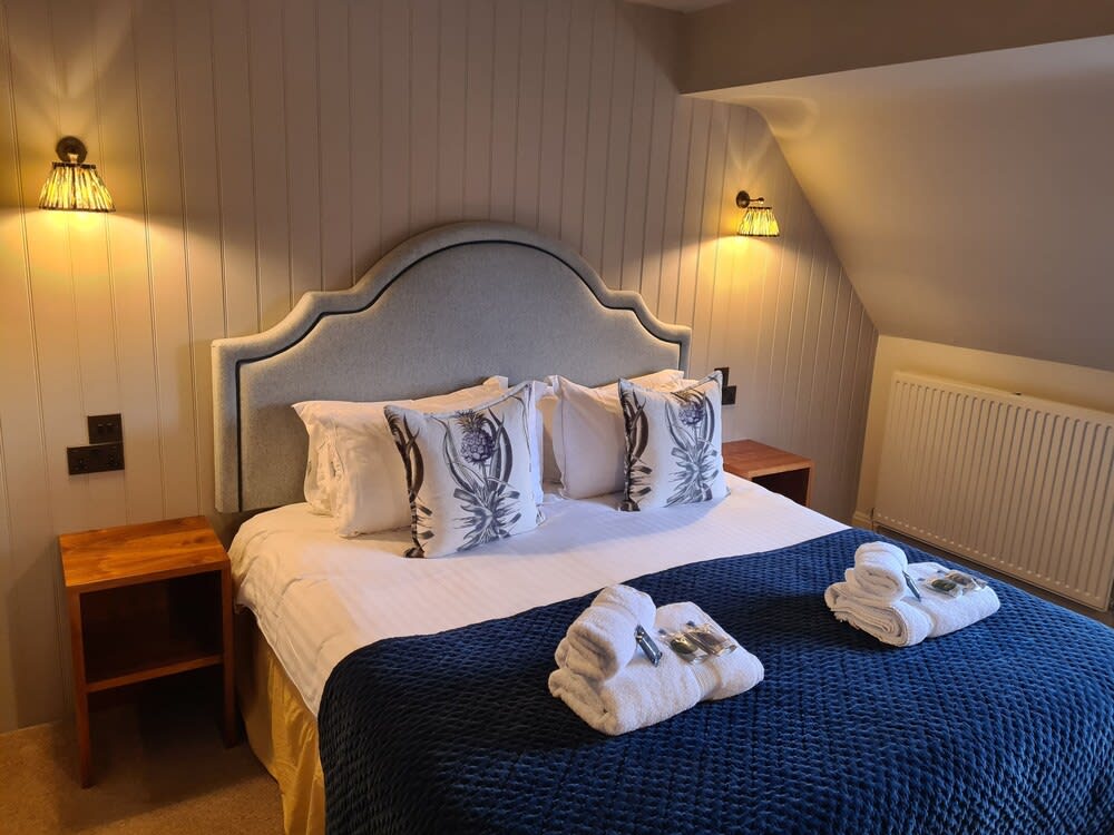 Priory Inn, Tetbury | Best deals | lastminute.com
