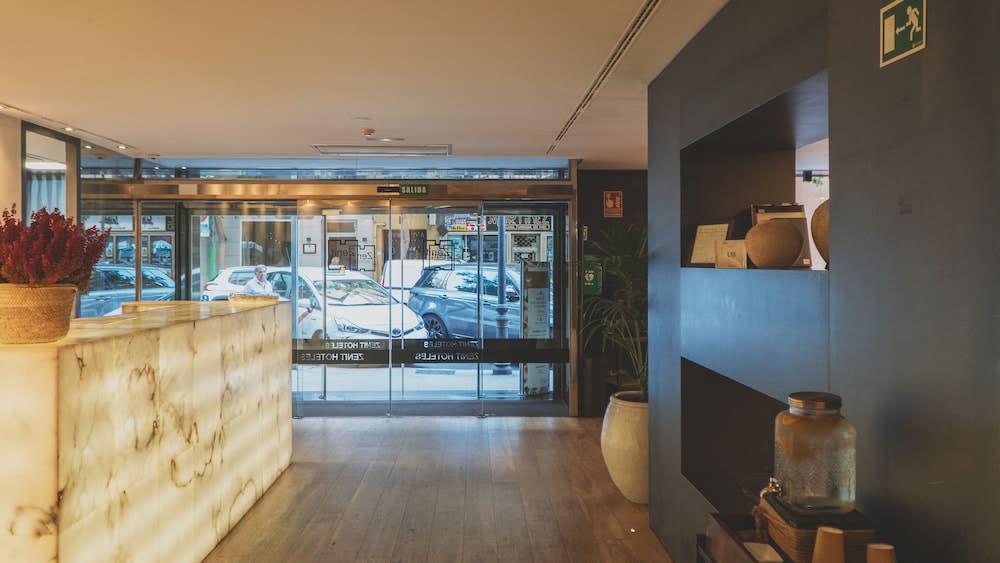 Zenit Abeba, Madrid | Mejores ofertas | Rumbo