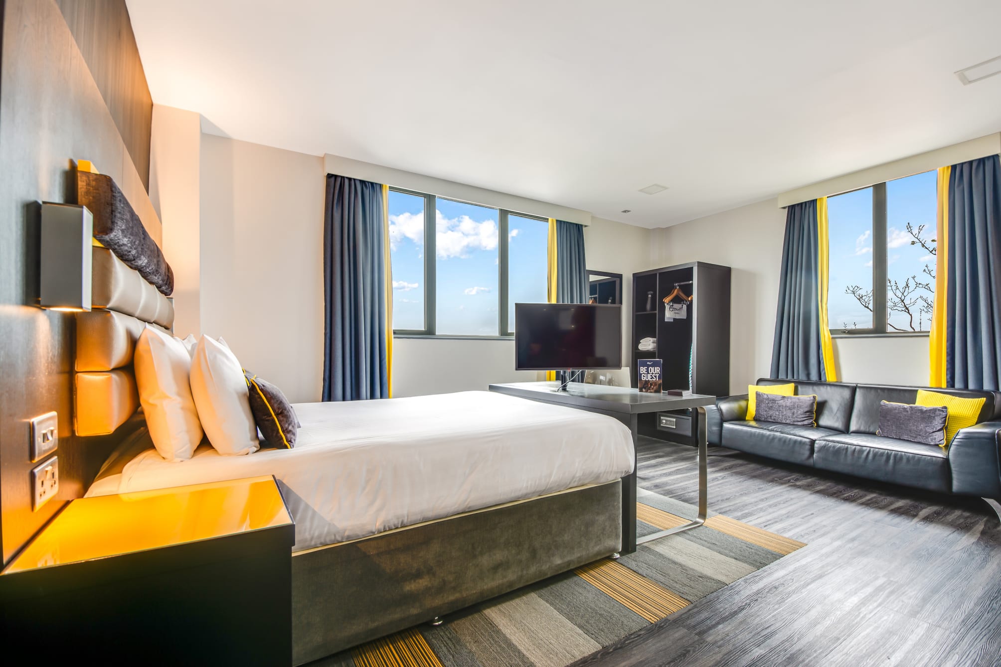 Roomzzz Chester City, Chester | Best deals | lastminute.com
