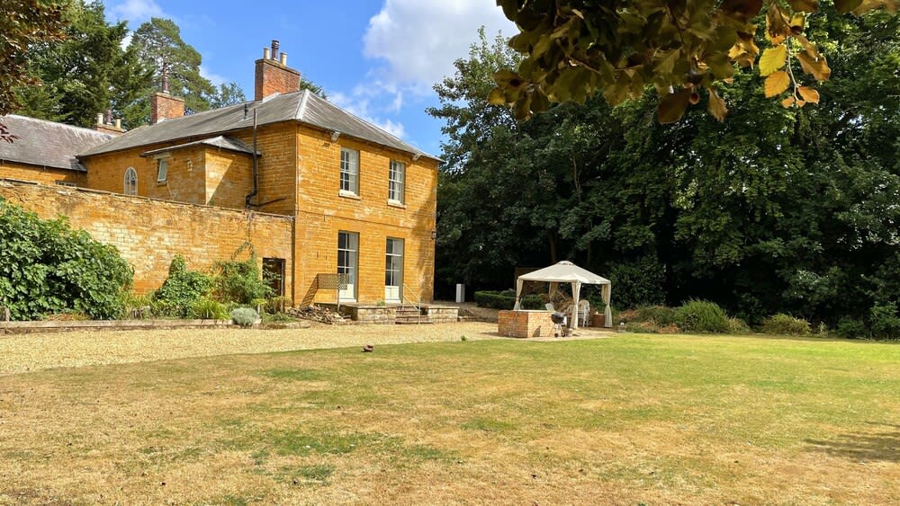 Premier Inn Bicester, Bicester | Best deals | lastminute.com