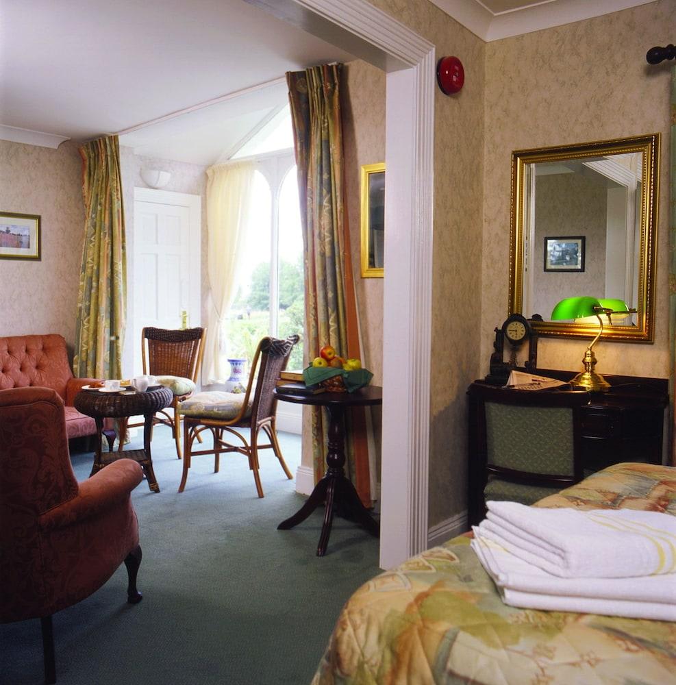 HOTEL FINNSTOWN CASTLE, Lucan | Best deals | lastminute.com