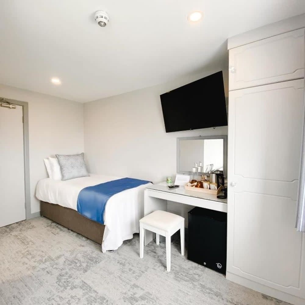 Premier Inn Portishead, Bristol | Best deals | lastminute.com