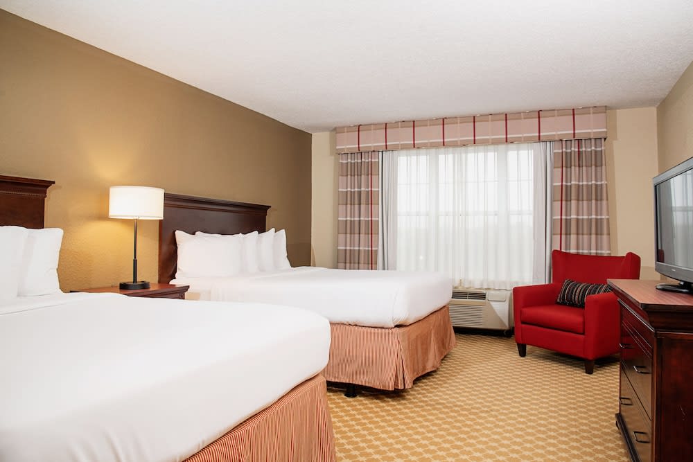 Country Inn & Suites by Radisson, Milwaukee West Brookfield , WI ...