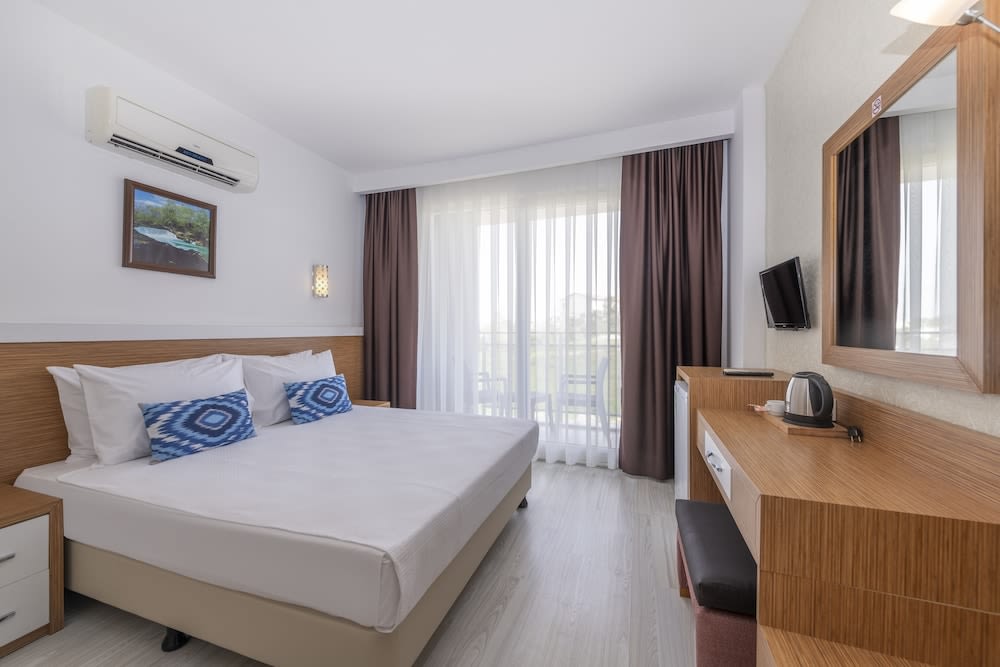 A Hotel Side, Manavgat | Best deals | lastminute.com