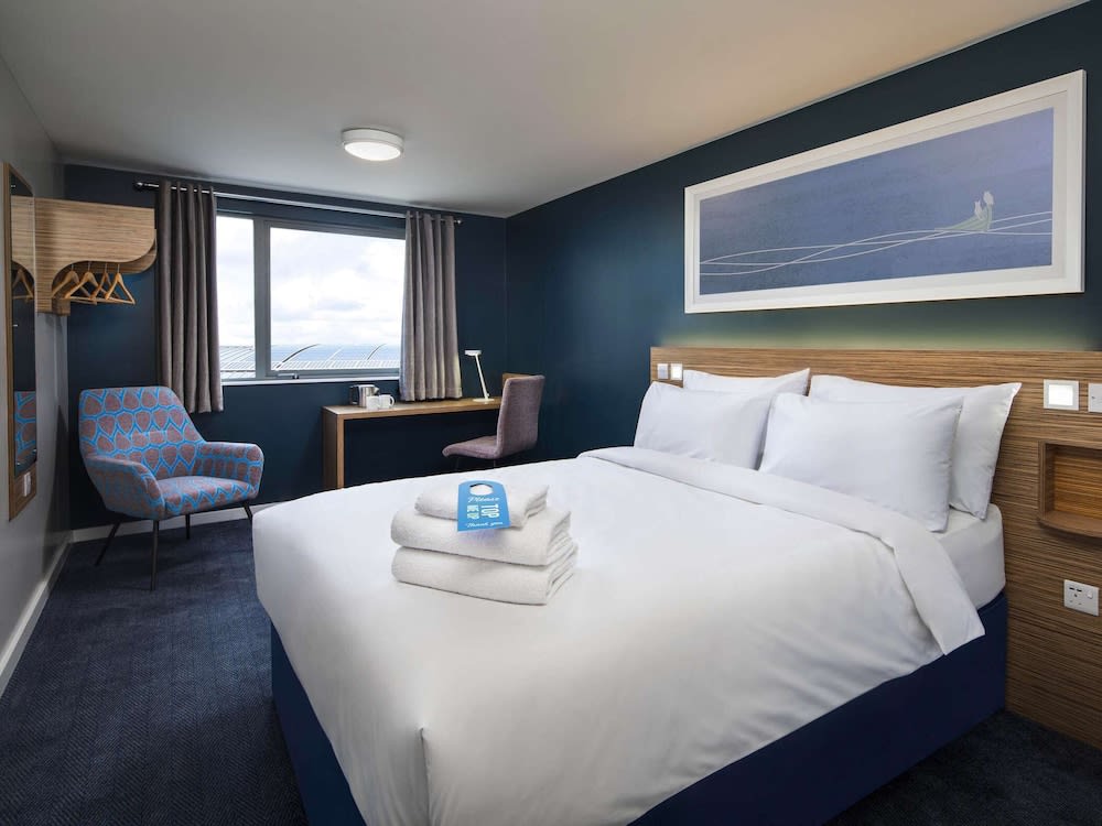 Travelodge Edinburgh Cameron Toll, Edinburgh | Best deals | lastminute.com