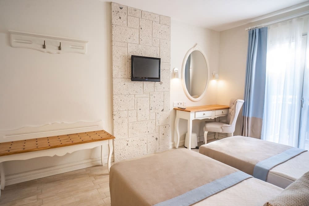 Mark Warner Phokaia Beach Resort, Foça | Meilleures offres | lastminute ...