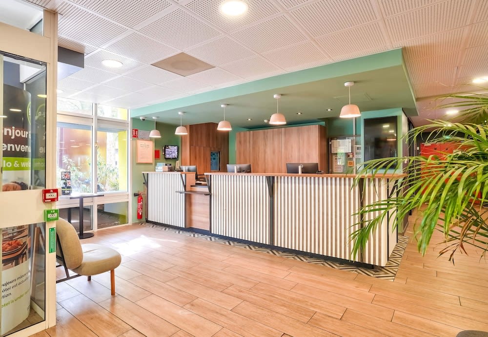 B&B HOTEL Paris Malakoff Parc des Expositions, Malakoff | Best deals ...